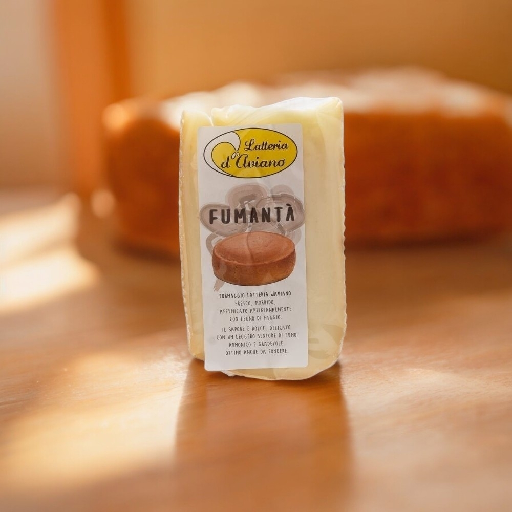 Fumantà formaggio affumicato - Latteria Di Aviano Peso 300 grammi